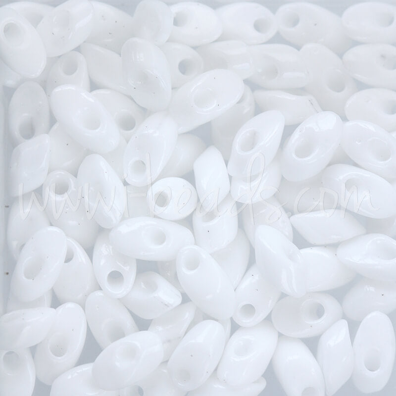 LMA402 Miyuki Long Magatama white